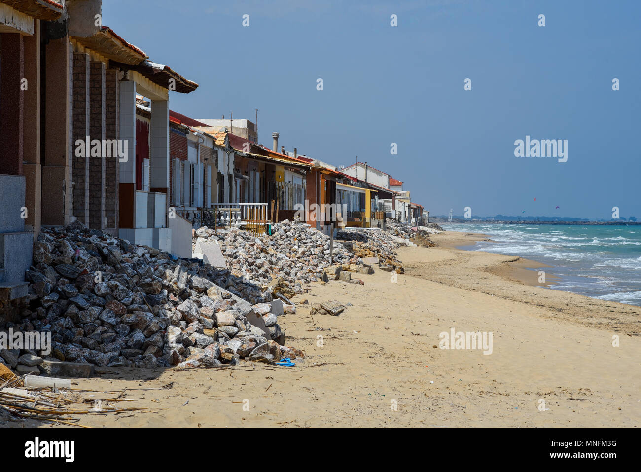 Babilonia strand -Fotos und -Bildmaterial in hoher Auflösung – Alamy