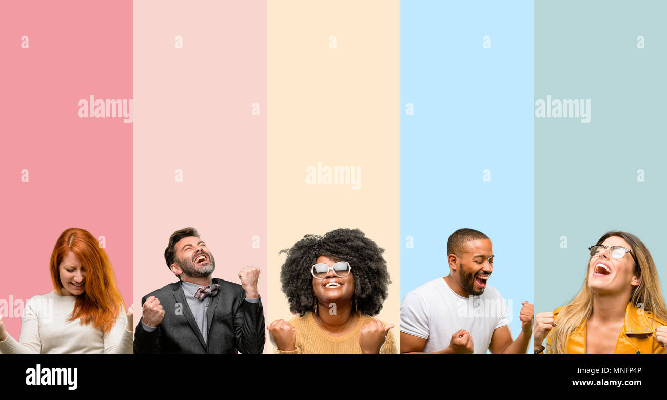 Coole Gruppe von Menschen, Frau und Mann glücklich und aufgeregt feiert ...