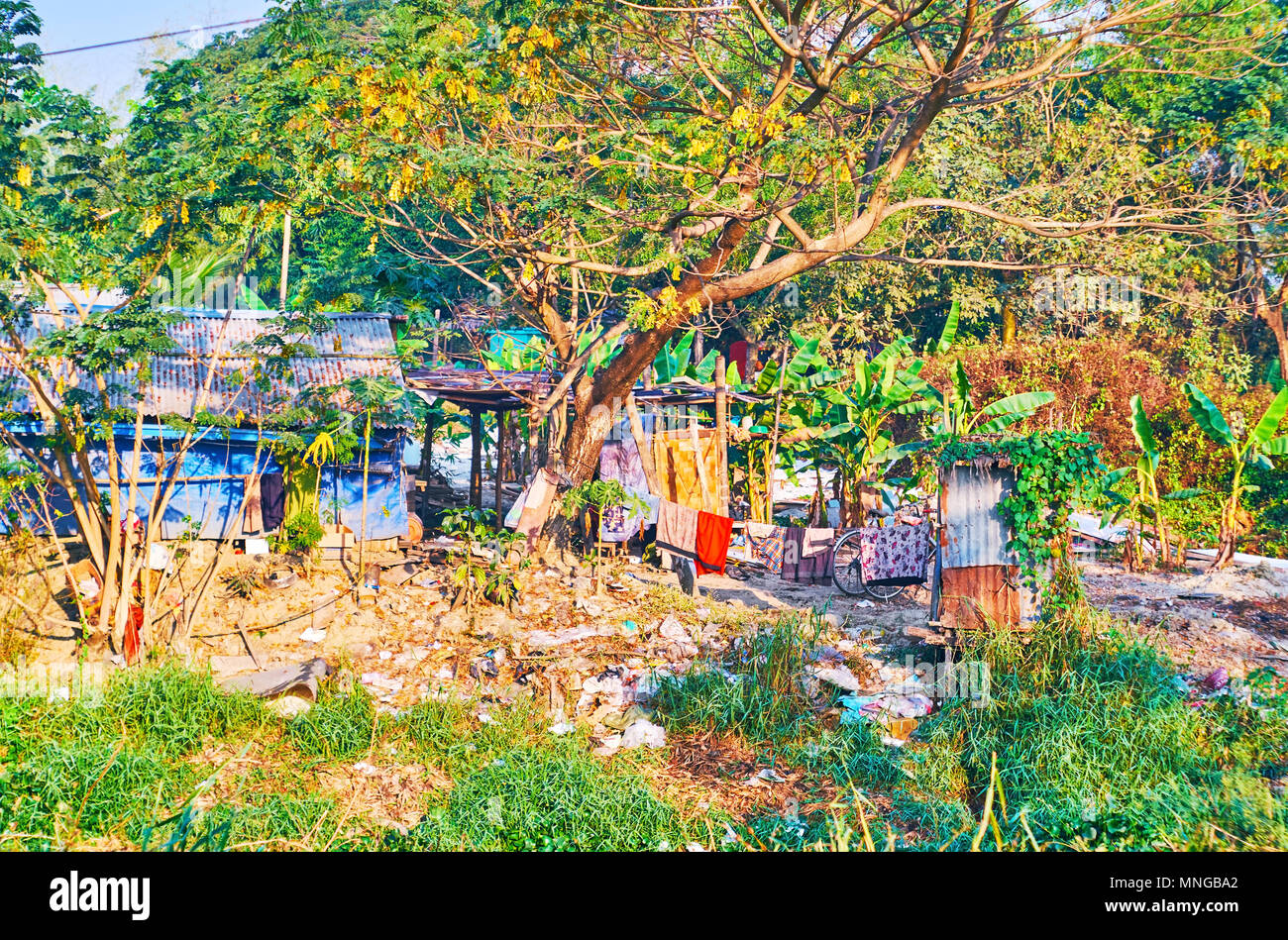 East dagon township -Fotos und -Bildmaterial in hoher Auflösung – Alamy