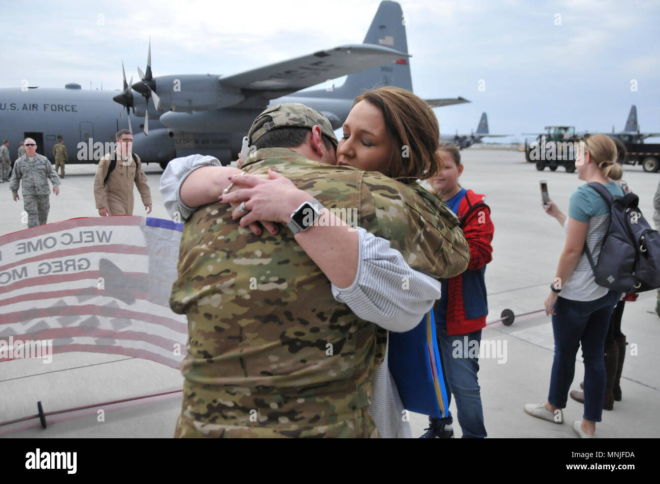 Us Air Force Piloten der 165 Aircraft Maintenance Squadron ...