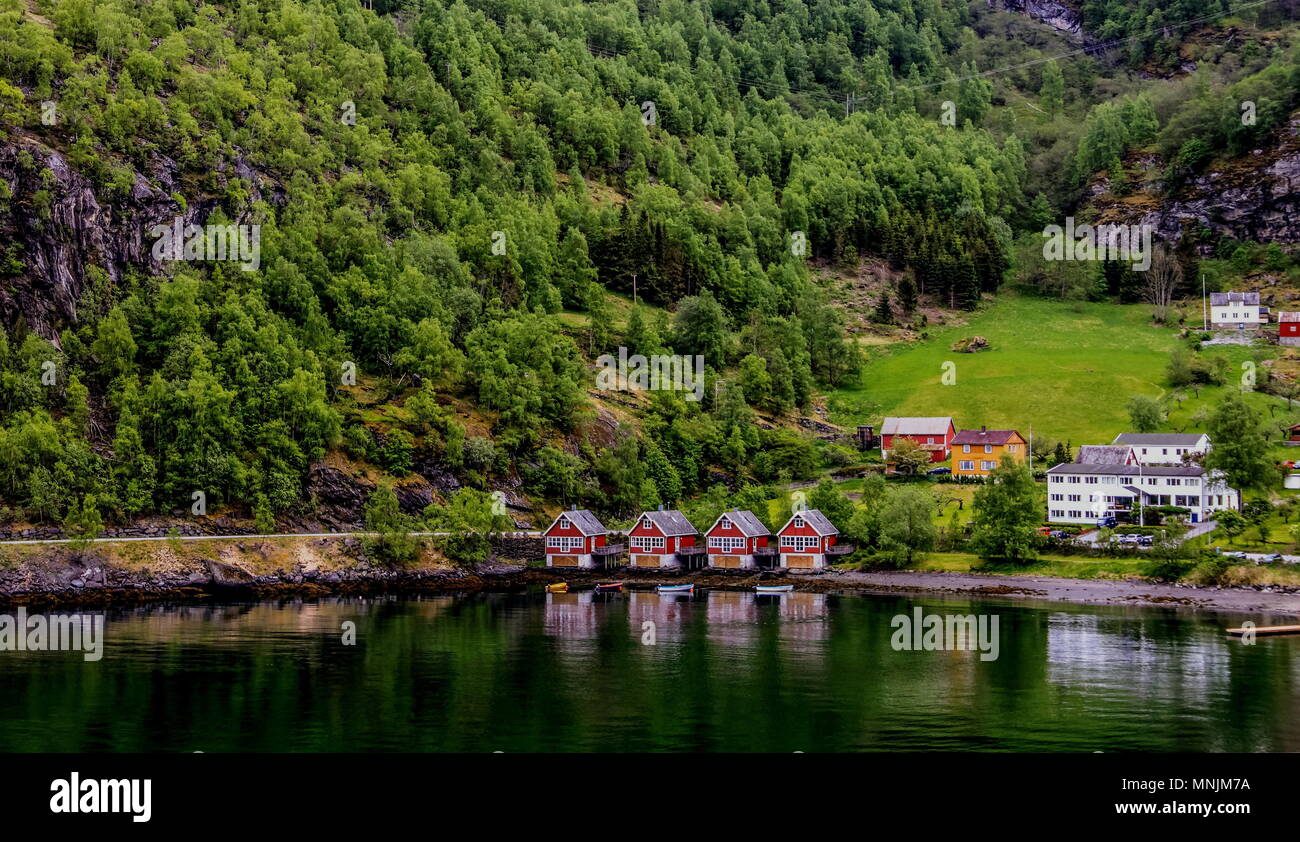 Geiranger Touristen Stockfotos und -bilder Kaufen - Alamy