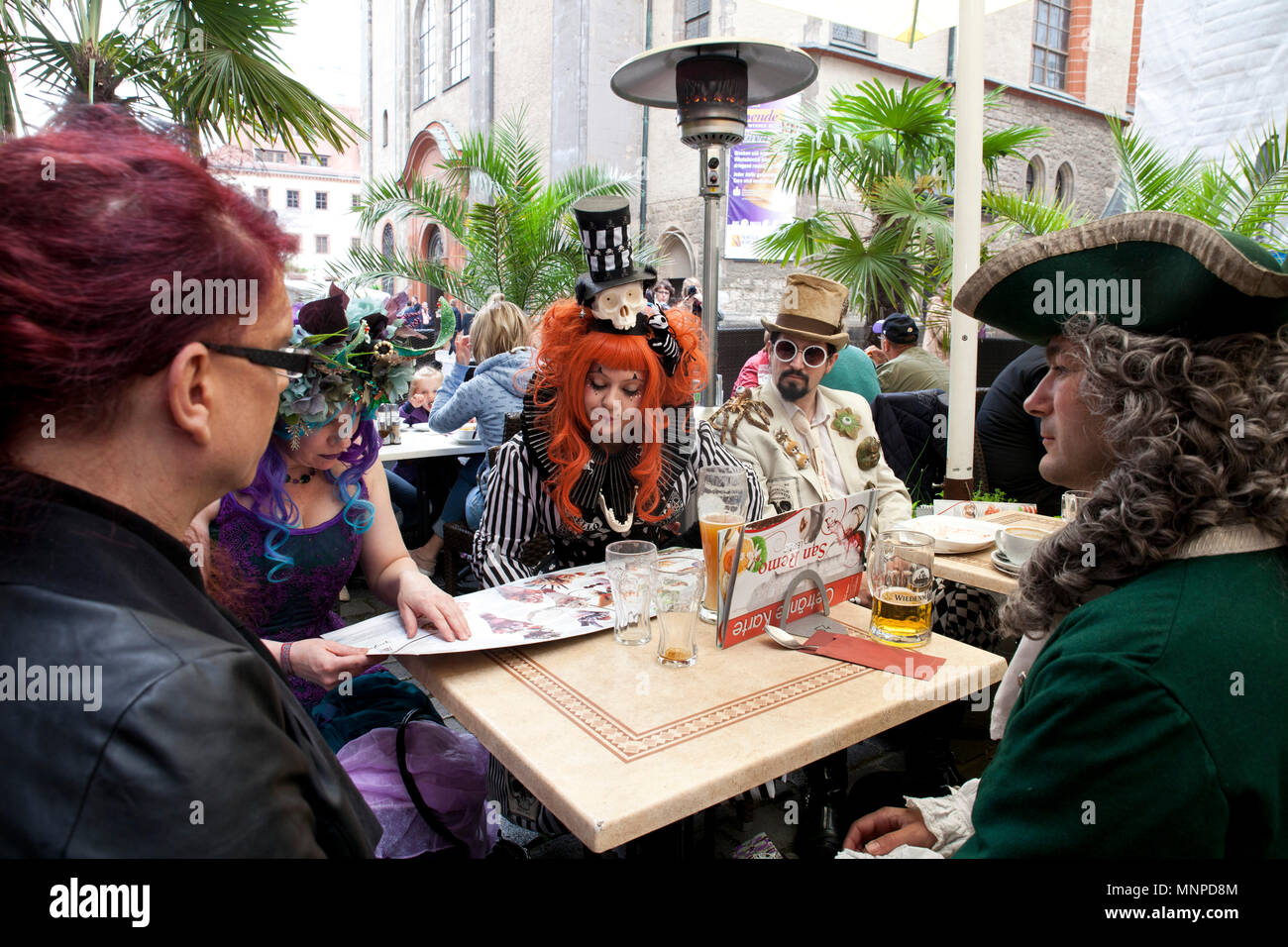Gothic treffen -Fotos und -Bildmaterial in hoher Auflösung – Alamy