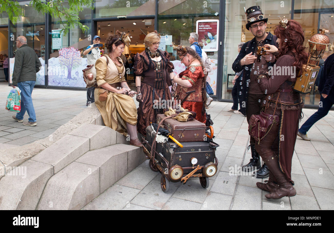 Gothic treffen -Fotos und -Bildmaterial in hoher Auflösung – Alamy