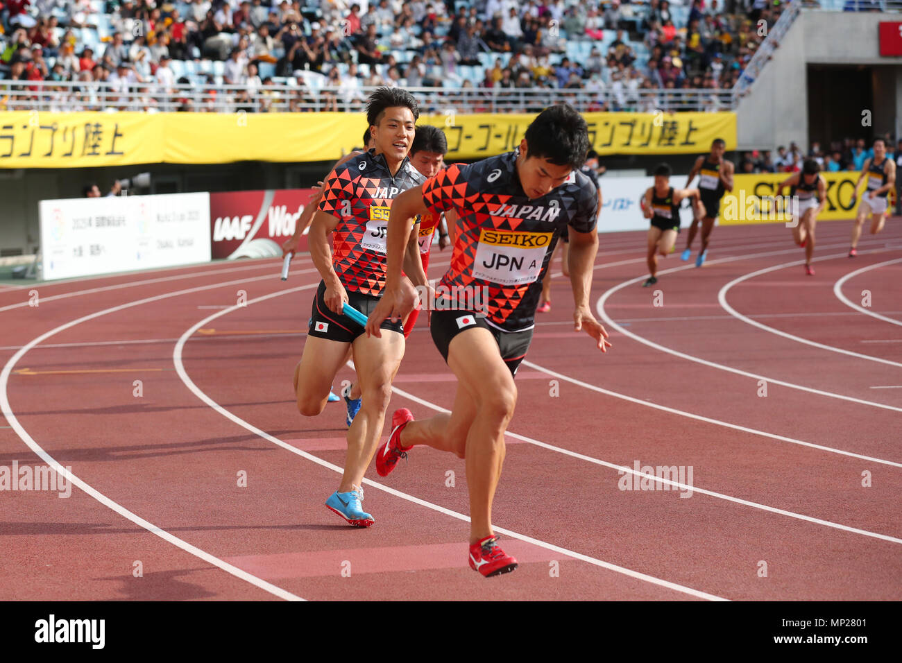 Osaka Männer 4 00m Relais Finale bei Yanmar Nagai Stadium in Osaka ...