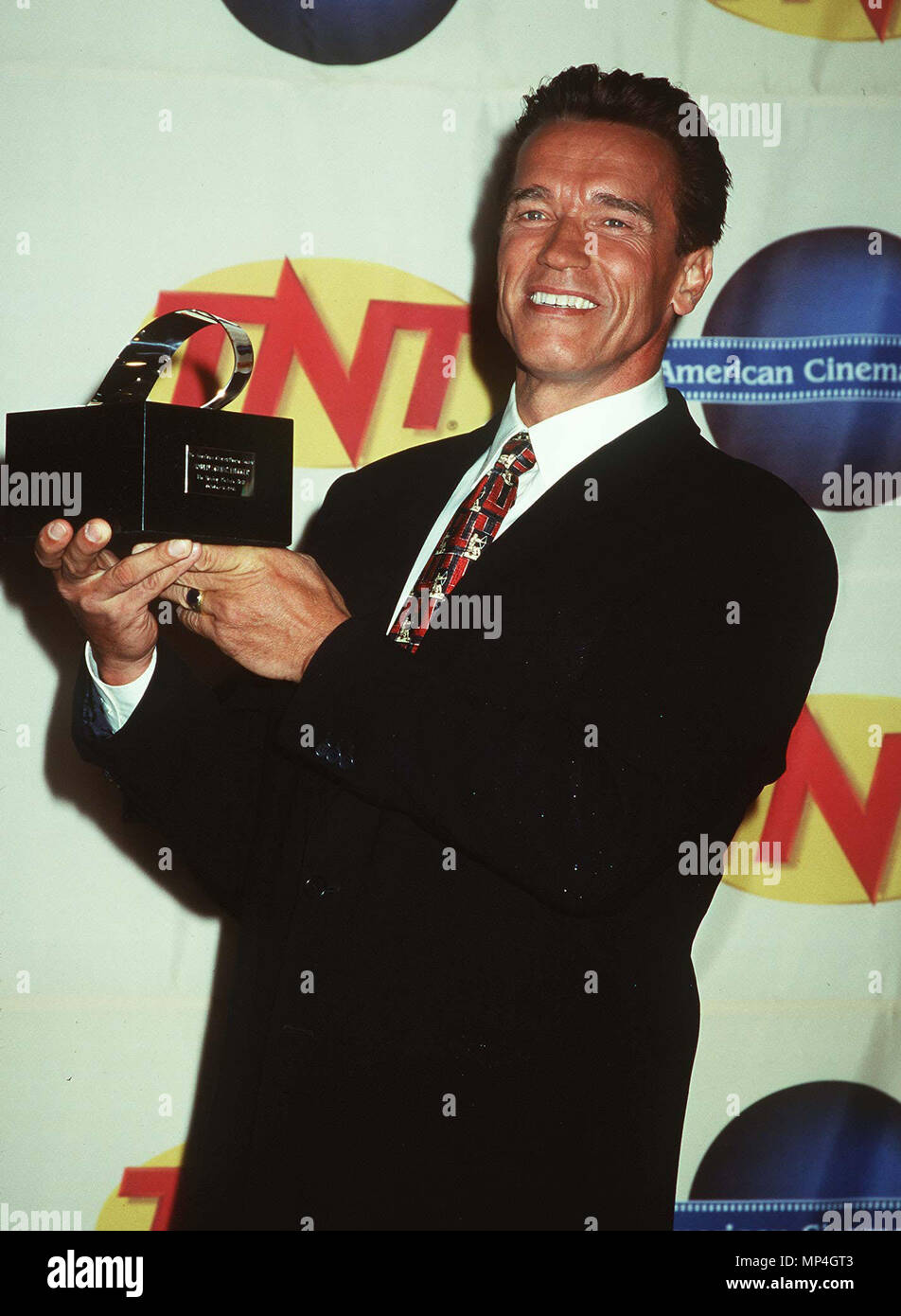 Schwarzenegger Arnold & Trophy in Hollywood Leben - Kalifornien, Red ...
