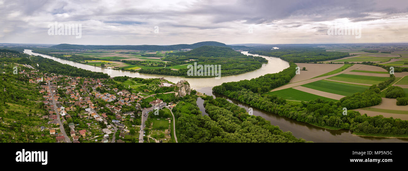 Berühmte burg devin -Fotos und -Bildmaterial in hoher Auflösung – Alamy
