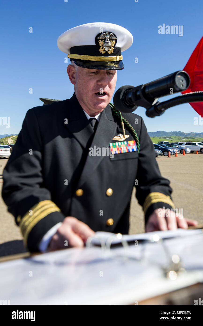 Us Navy Lieutenant Cdr. Randal Potter, Kaplan, 5. Marine Regiment, 1st ...