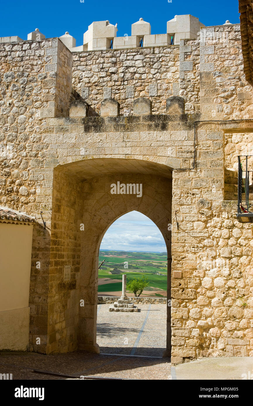 Puerta de santa maria -Fotos und -Bildmaterial in hoher Auflösung – Alamy