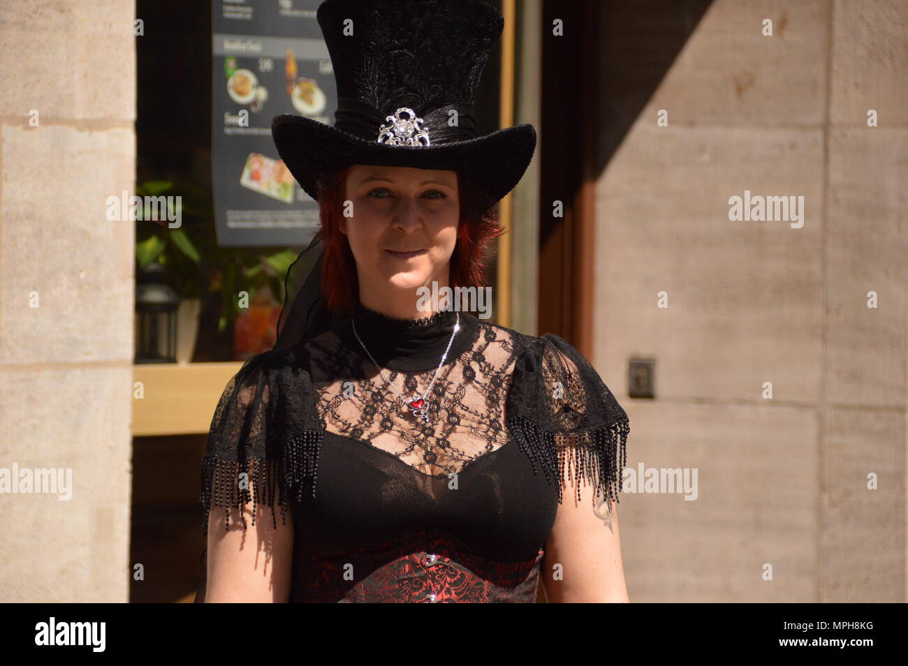 Gothic treffen -Fotos und -Bildmaterial in hoher Auflösung – Alamy