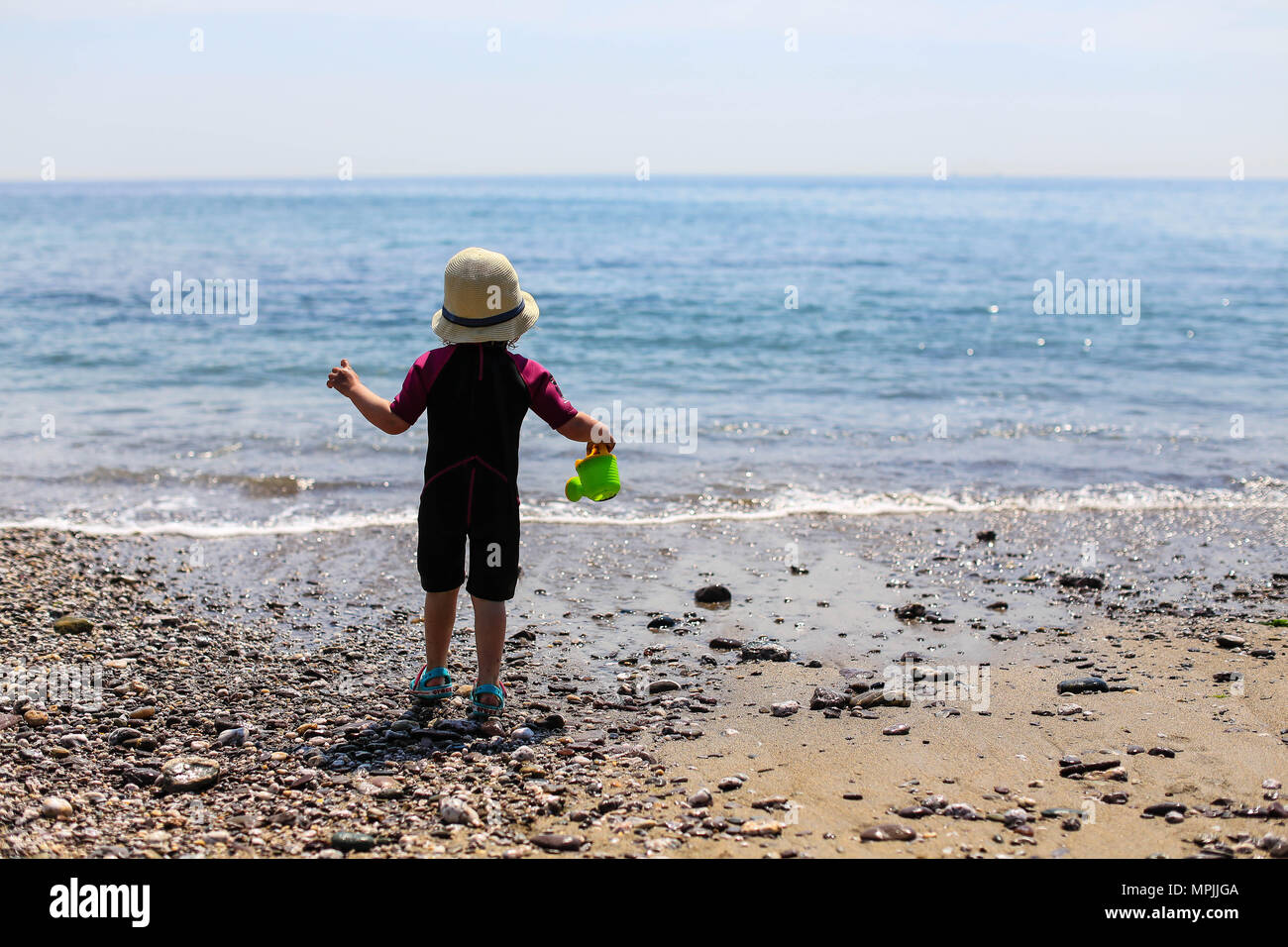 Kinder spielen auf sand strand im somme -Fotos und -Bildmaterial in ...