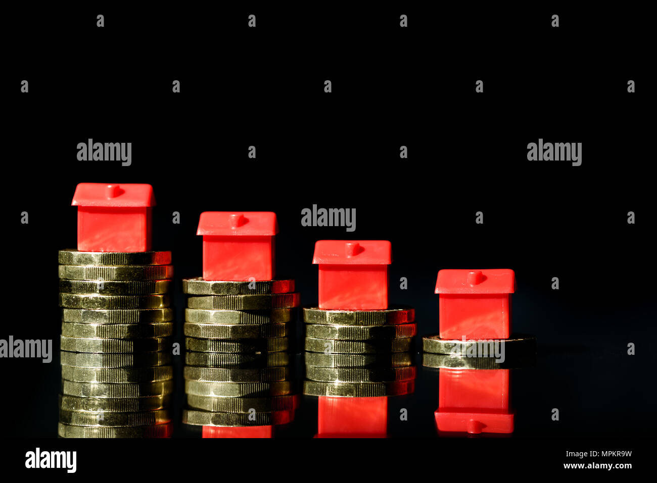 Concept property ladder -Fotos und -Bildmaterial in hoher Auflösung – Alamy