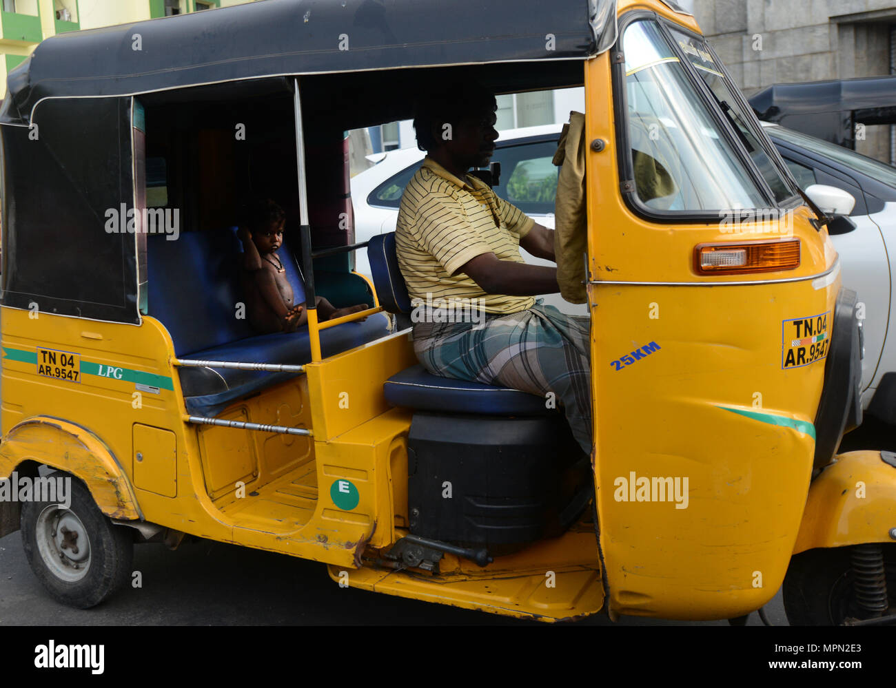 Indian auto rickshaws -Fotos und -Bildmaterial in hoher Auflösung – Alamy