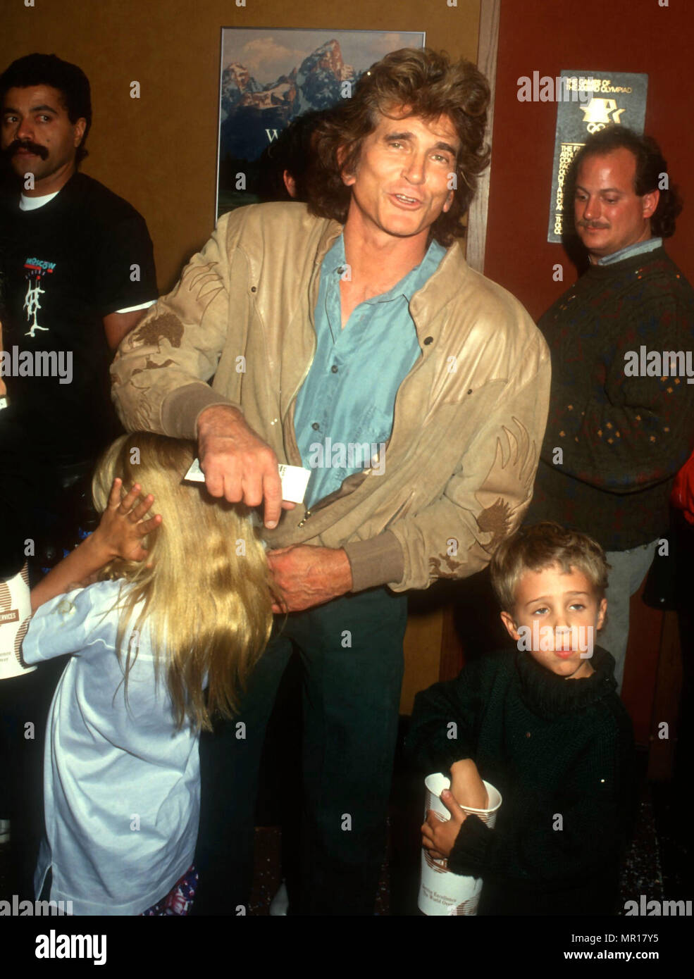 INGLEWOOD, CA - 6. März: Schauspieler Michael Landon Tochter Jennifer Landon und Sohn Sean ...