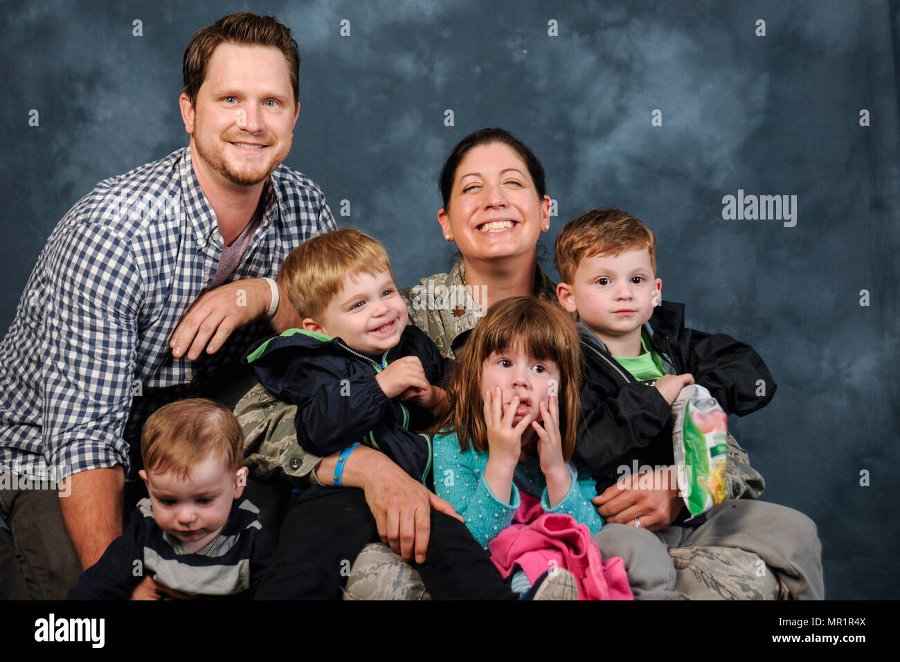 Die Christi-Familie posiert für ein Foto auf gemeinsamer Basis Andrews ...