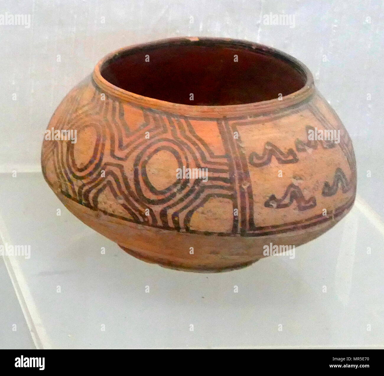 Sammlung von Terracotta Harappa Keramik aus der Indus-kultur in Mohenjo ...