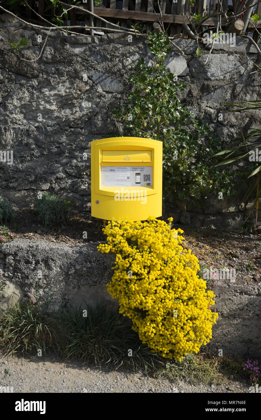 Swiss post box -Fotos und -Bildmaterial in hoher Auflösung – Alamy