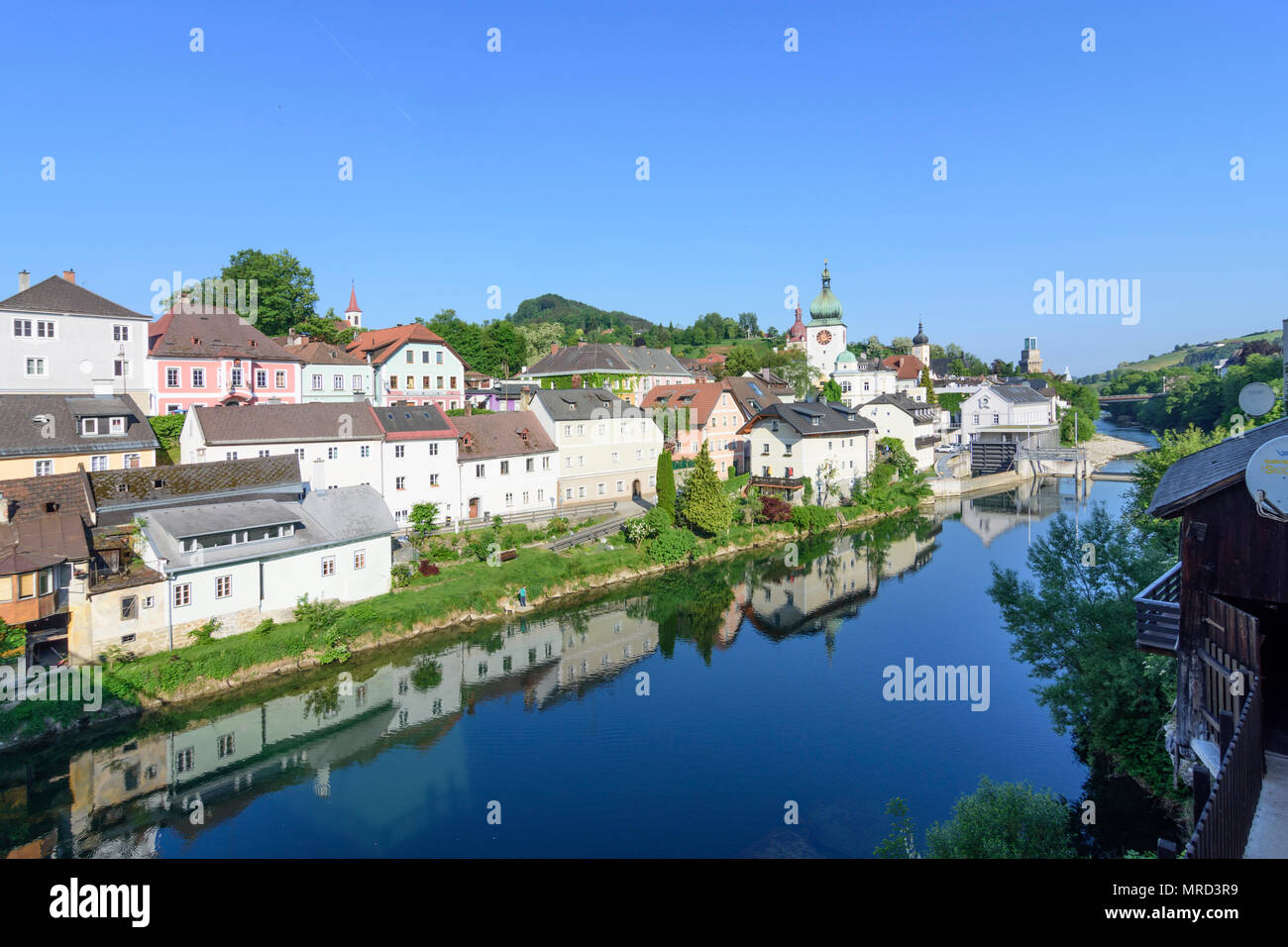 Waidhofen an der Ybbs: Stadtzentrum mit Schloss Rothschildschloss ...