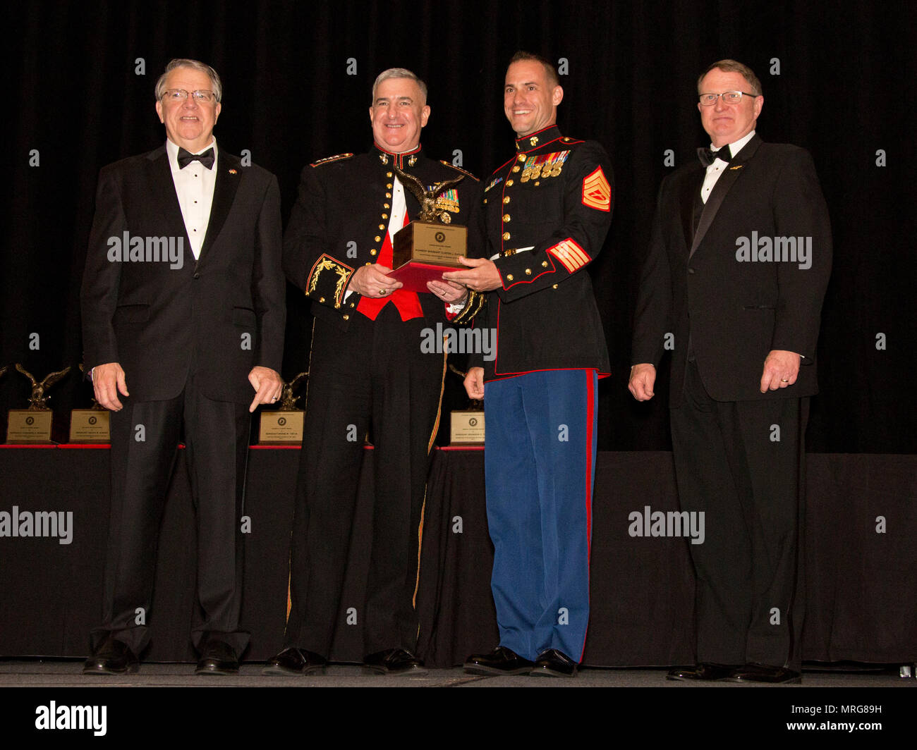 Us Marine Corps Gen. Glenn M. Walters, 34th stellvertretender ...