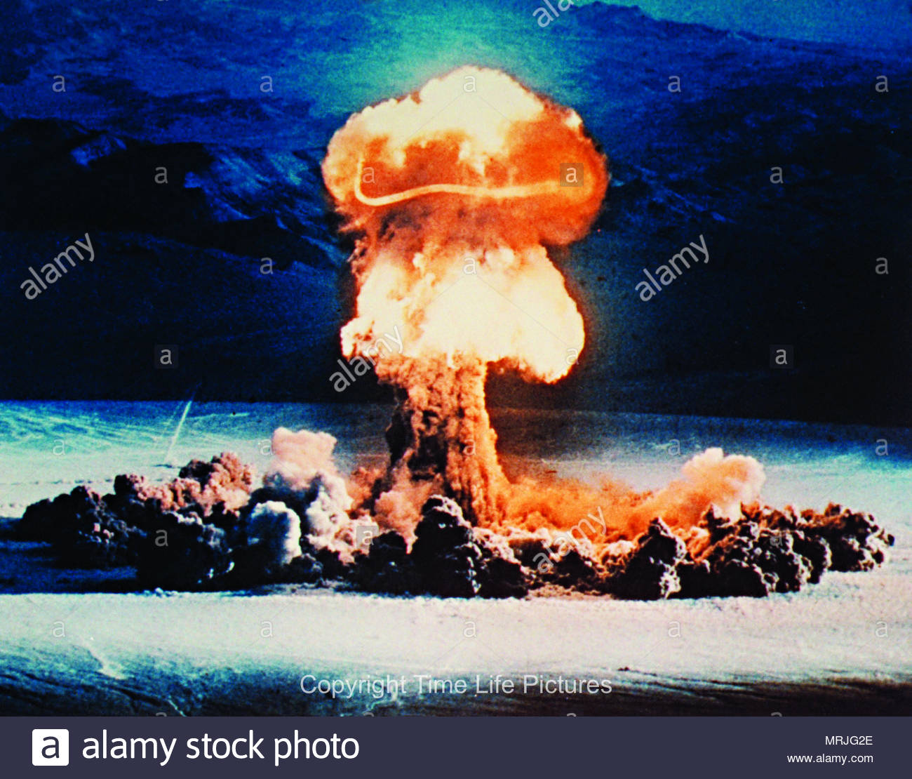 Atomic Explosion Stockfotos und -bilder Kaufen - Alamy
