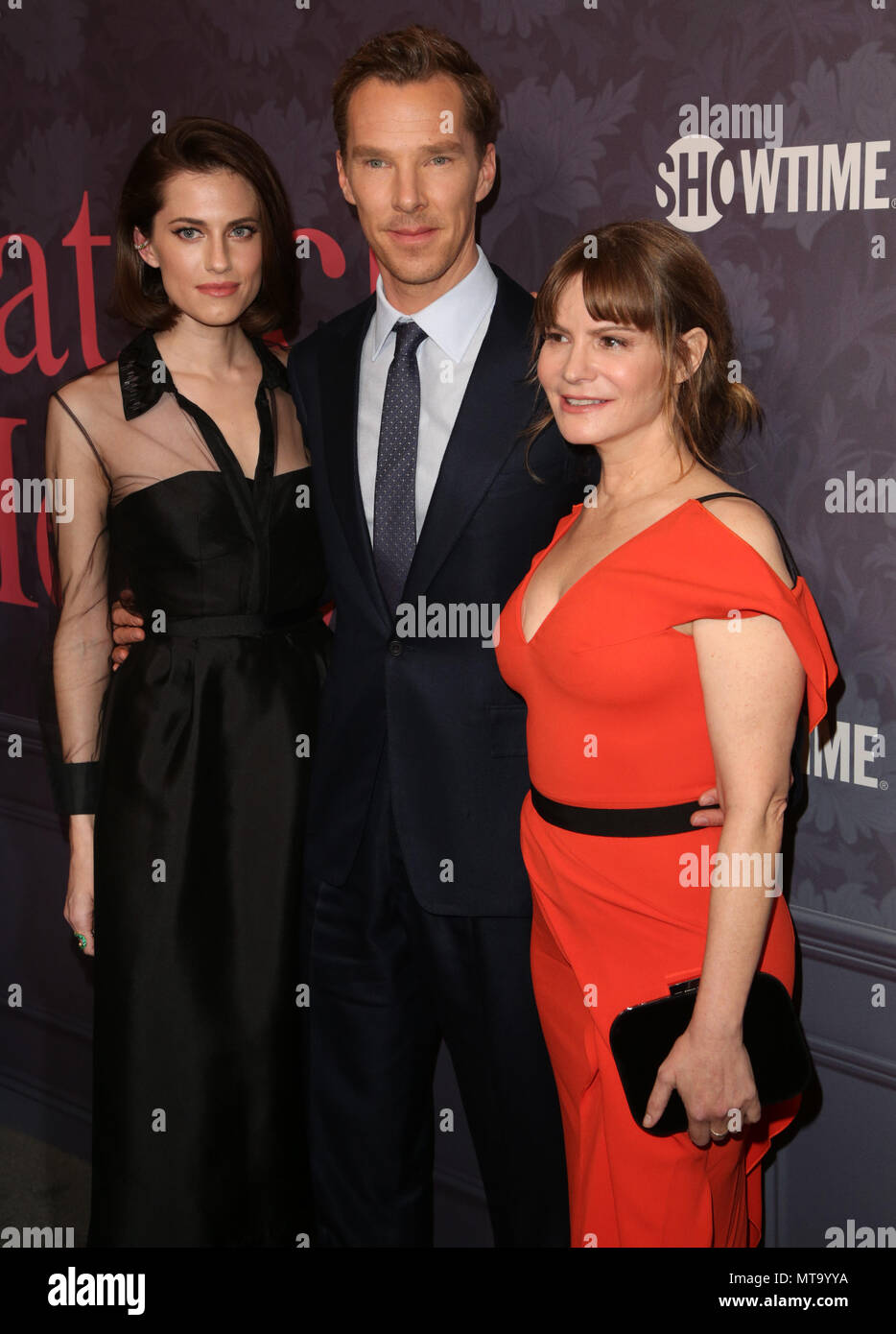 Berühmtheiten besuchen Premiere Red Carpet Event für SHOWTIME Limited ...