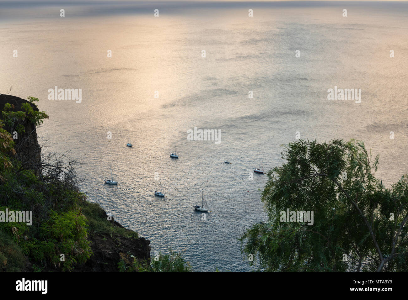 Festmacher bojen -Fotos und -Bildmaterial in hoher Auflösung – Alamy