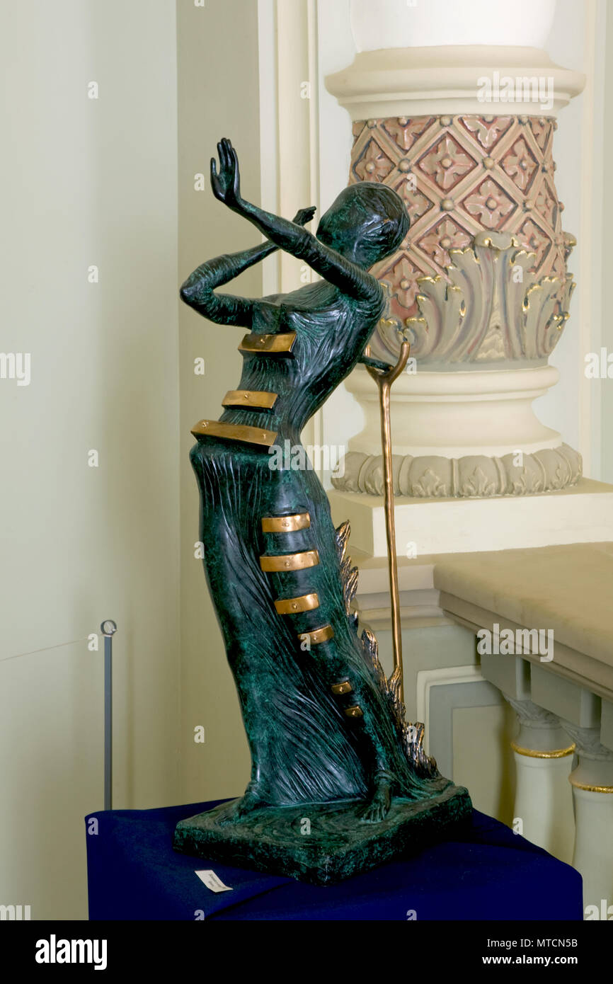 Spanish surrealist painter salvador dali -Fotos und -Bildmaterial in hoher Auflösung – Alamy