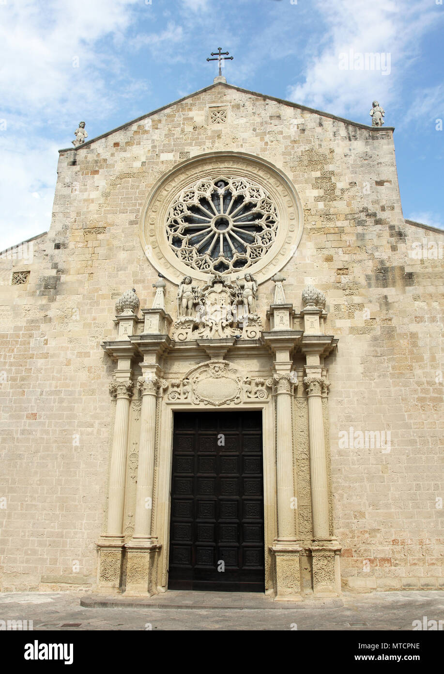Otranto cattedrale -Fotos und -Bildmaterial in hoher Auflösung – Alamy