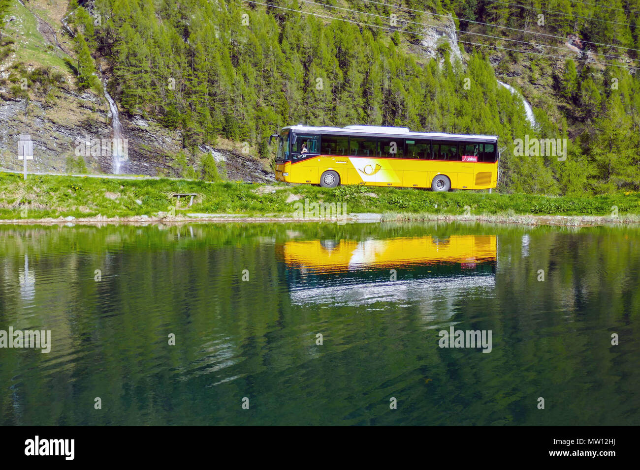 Postbus schweiz -Fotos und -Bildmaterial in hoher Auflösung – Alamy