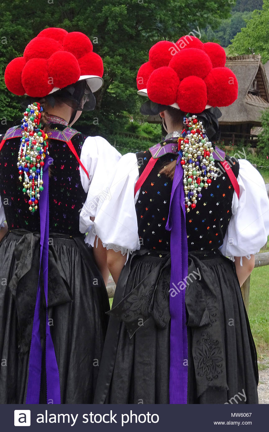 Trachten und Stockfotos & Trachten und Bilder - Alamy
