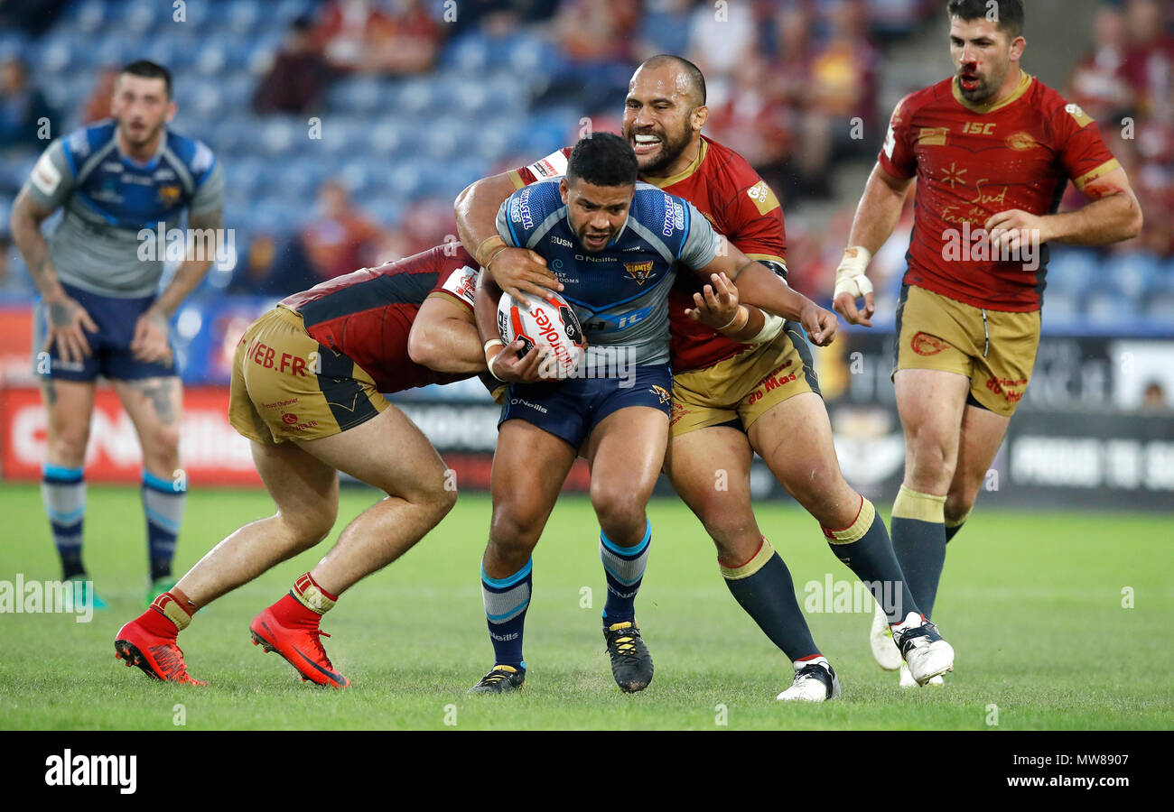 Viertelfinalspiel john smiths stadium -Fotos und -Bildmaterial in hoher ...