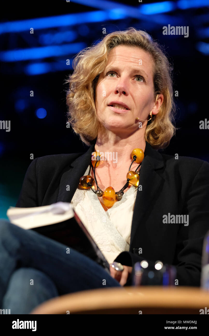 Laura spinney -Fotos und -Bildmaterial in hoher Auflösung – Alamy