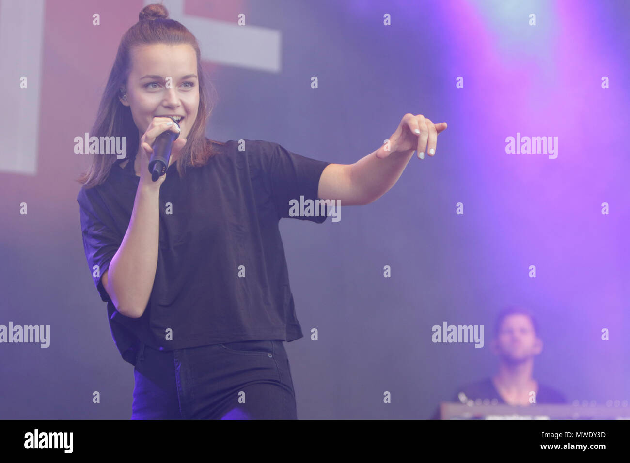 Charlotte rezbach -Fotos und -Bildmaterial in hoher Auflösung – Alamy