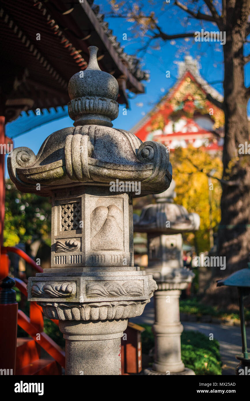 Japanische steinlaterne -Fotos und -Bildmaterial in hoher Auflösung – Alamy
