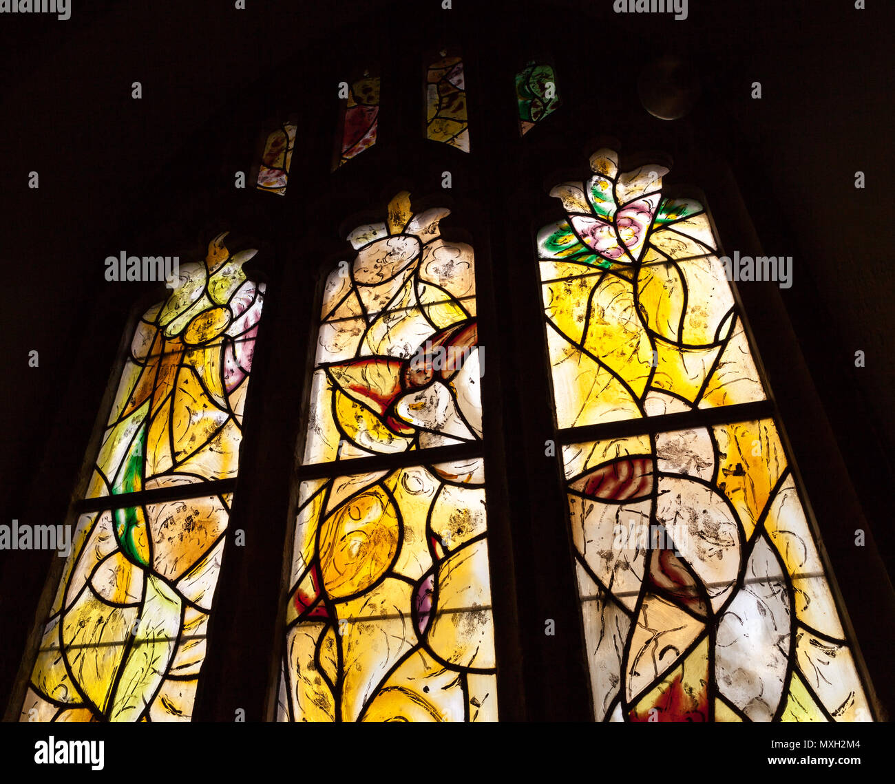 Freude und Hoffnung (erste von zwei goldenen Fenster) von Marc Chagall ...