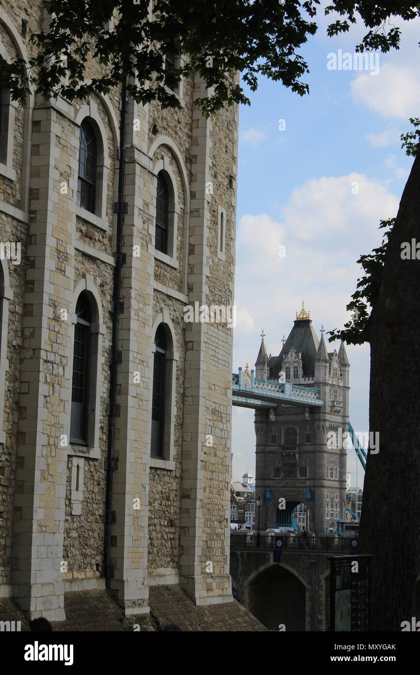 Yeoman bridge -Fotos und -Bildmaterial in hoher Auflösung – Alamy