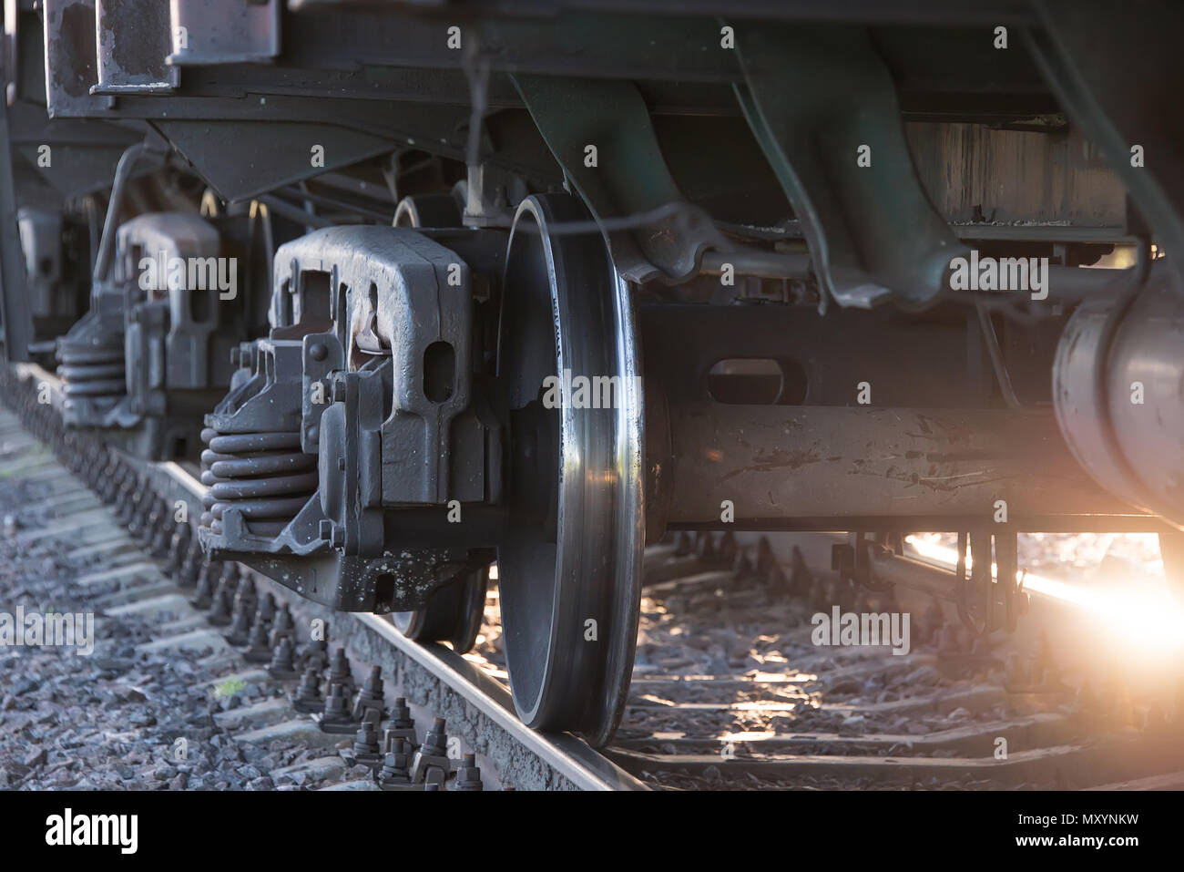 Räder eines Eisenbahn Zug auf Schienen, Cargo Transport Stockfotografie ...