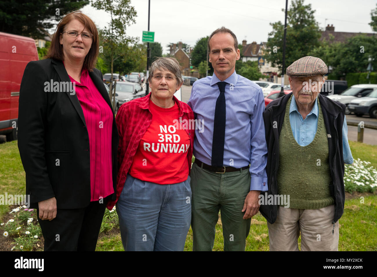 Roy Barwick (rechts) mit anderen keine dritte startbahn am Flughafen ...