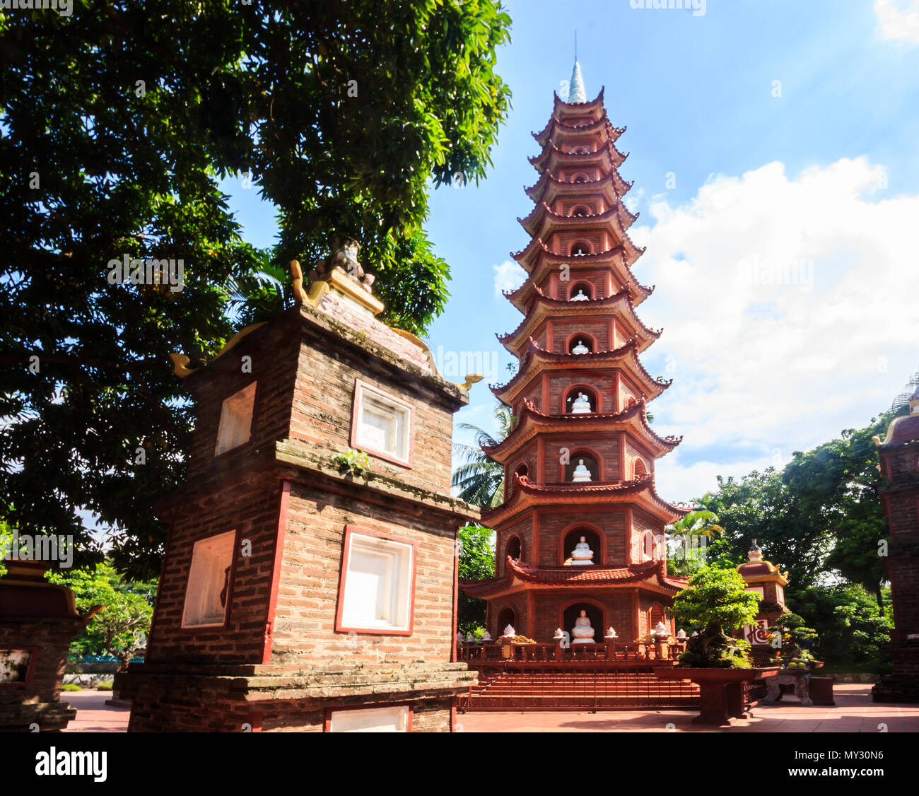 Die ältesten buddhistischen Tempel in Vietnam, Tran Quoc Pagode ...
