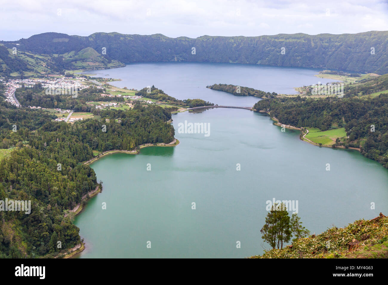 Malerischer Blick auf den See von Sete Cidades (ist sogar Städte See ...