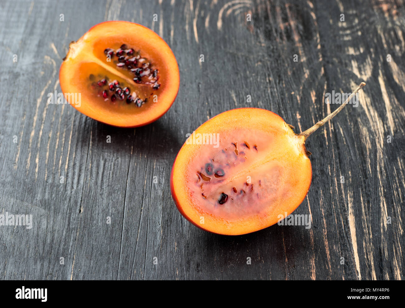 Tamarillo frucht -Fotos und -Bildmaterial in hoher Auflösung – Alamy