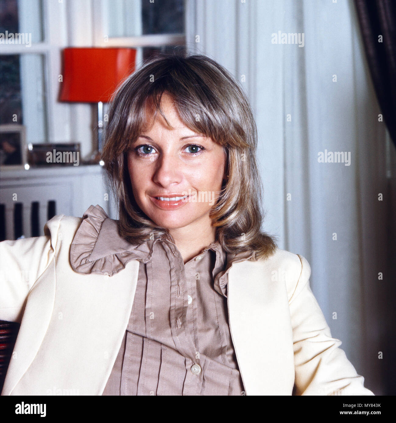 Prinzessin Angela von Hohenzollern nach der Scheidung von Prinz ...