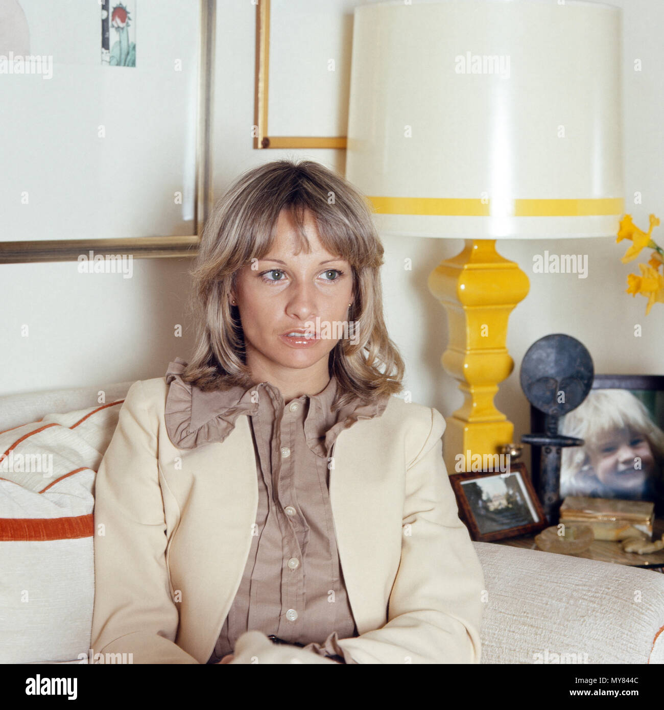 Prinzessin Angela von Hohenzollern nach der Scheidung von Prinz ...