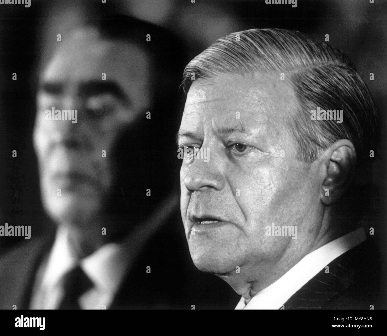 Breschnew in bonn -Fotos und -Bildmaterial in hoher Auflösung – Alamy