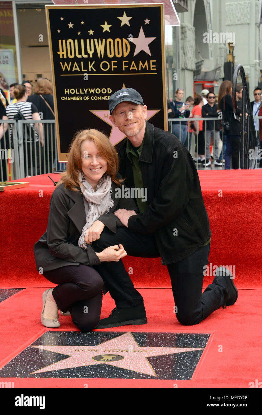 A Ron Howard Stern - Frau Cheryl Ron Howard geehrt mit einem Stern auf ...