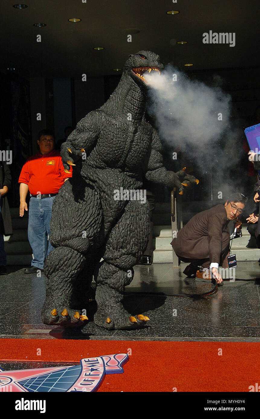 Godzilla erhielt die 2271Th Stern auf dem Hollywood Walk of Fame in Los ...