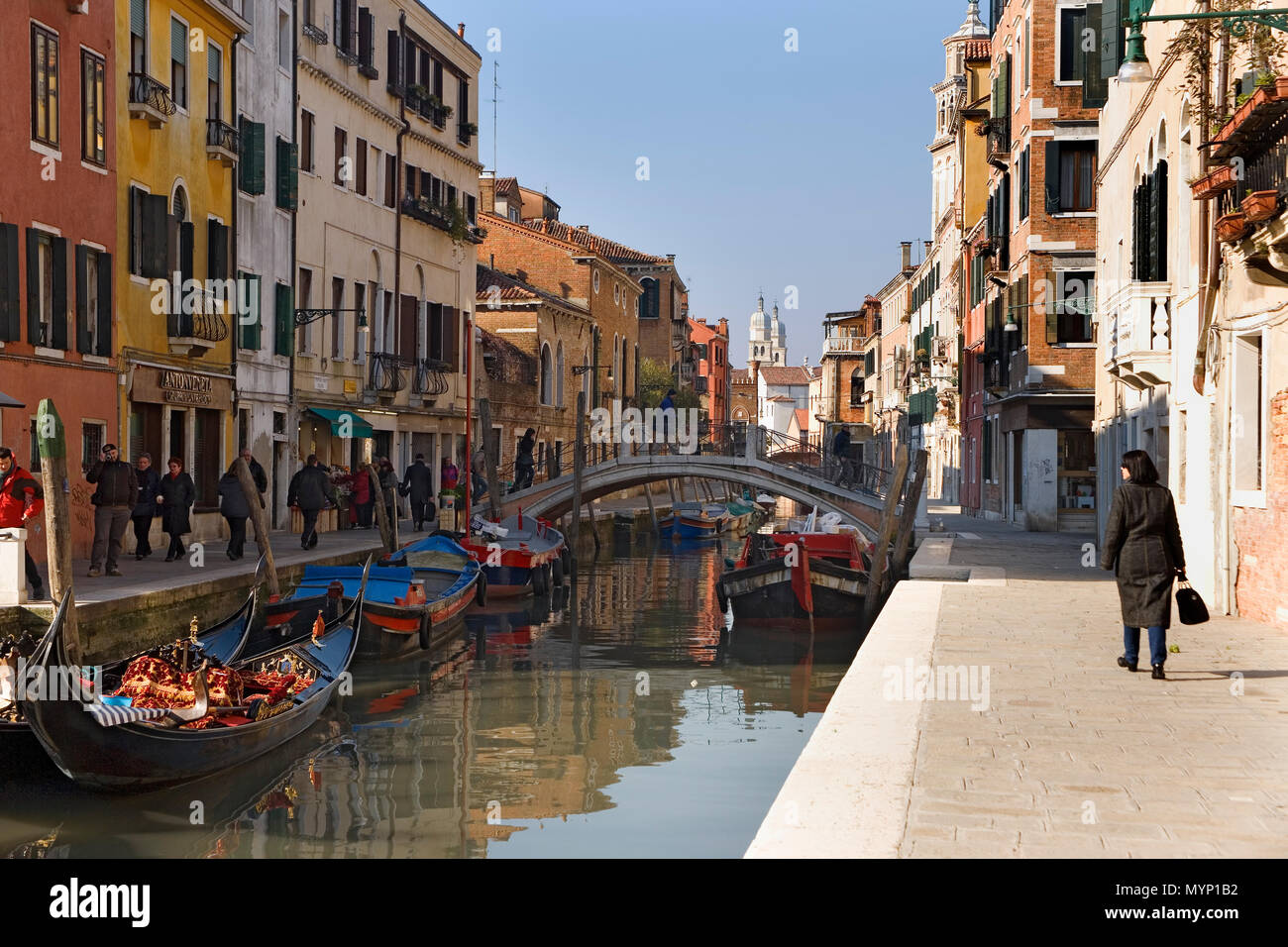 San angelo raffaele -Fotos und -Bildmaterial in hoher Auflösung – Alamy