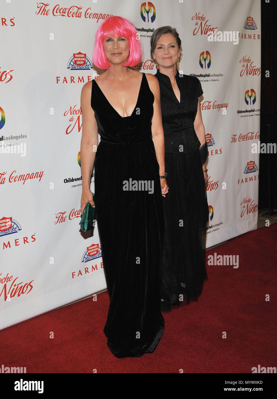 Jamie Lee Curtis mit ihrer Schwester - 2009 Noche de Ninos Gala Im ...