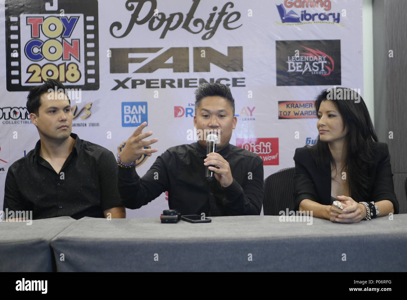 Kelly hu where -Fotos und -Bildmaterial in hoher Auflösung - Seite 2 ...