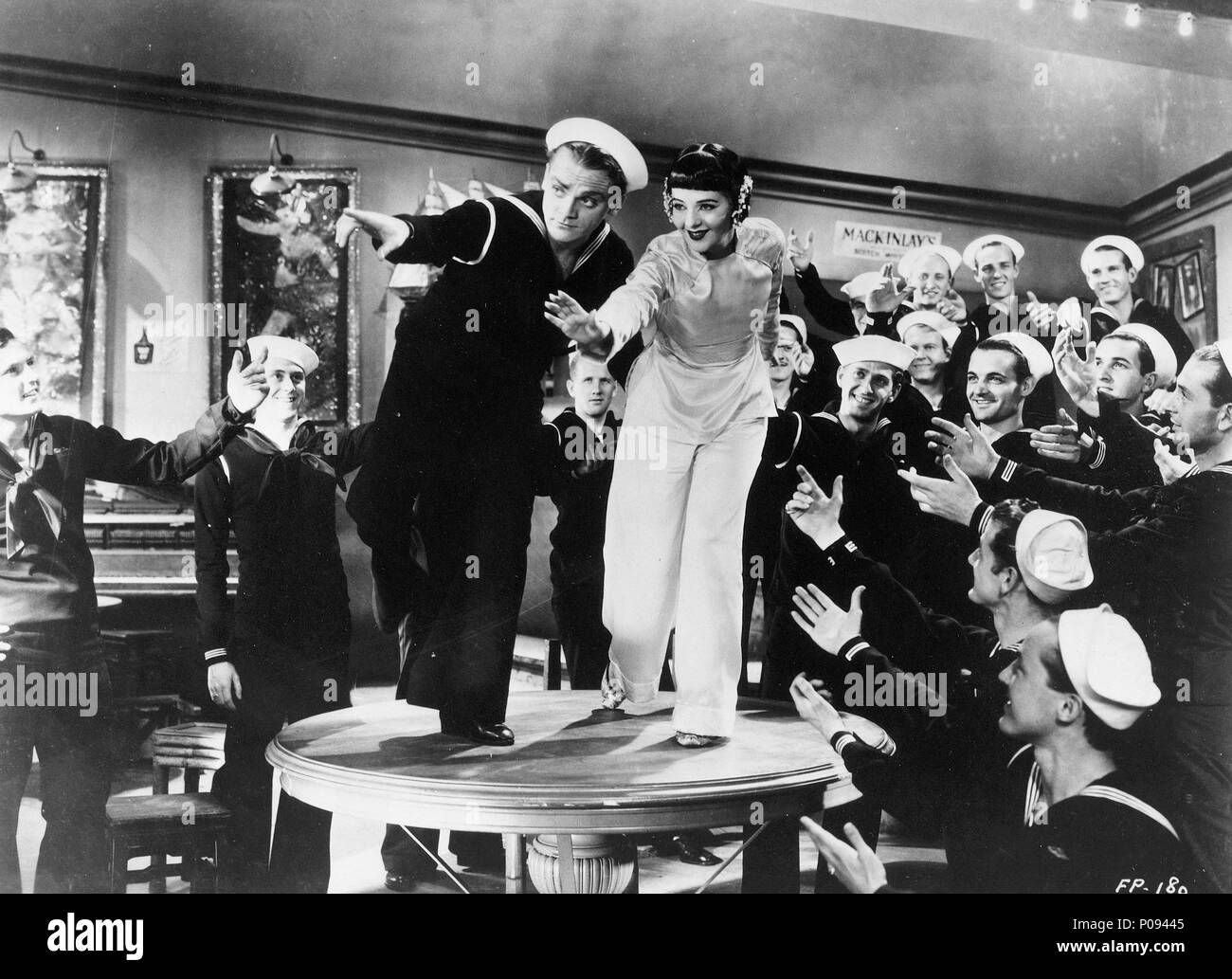 Lloyd speck james cagney -Fotos und -Bildmaterial in hoher Auflösung ...