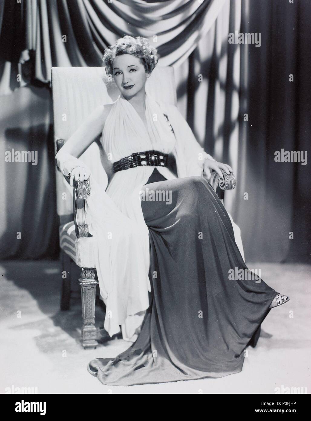 Hedda Hopper Stockfotos und -bilder Kaufen - Alamy
